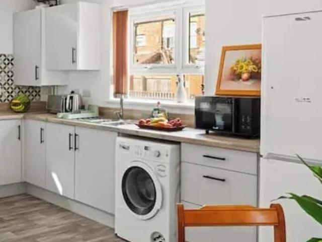 Manchester, M14 7TH, United Kingdom | 4 bed townhouse for rent #166719271 | Rentberry