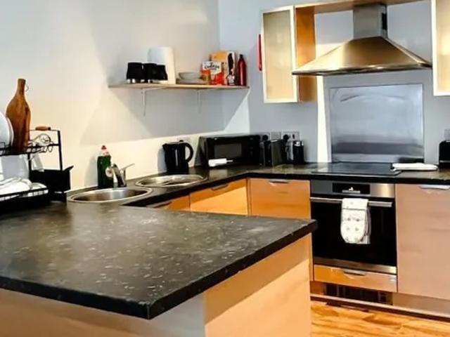 Manchester, M15 4DY, United Kingdom | 3 bed apartment for rent #167299077 | Rentberry