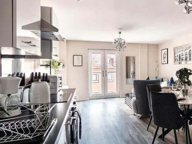 Manchester, M15 4ZW, United Kingdom | 2 bed apartment for rent #121549869 | Rentberry