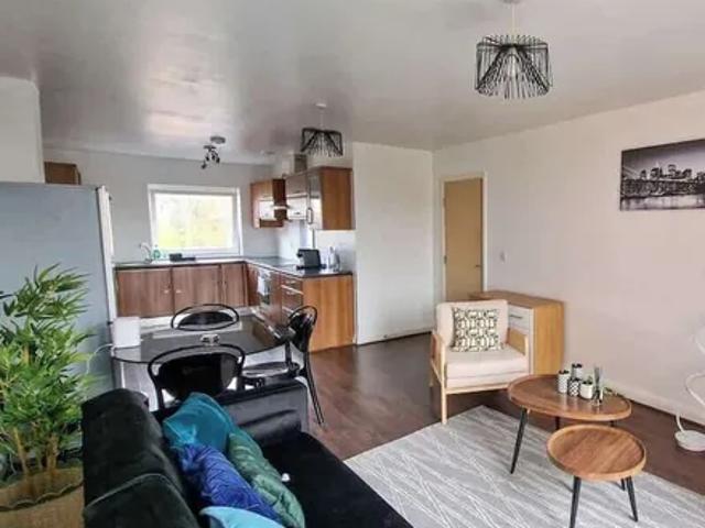 Manchester, M15 6AZ, United Kingdom | 3 bed apartment for rent #147229018 | Rentberry