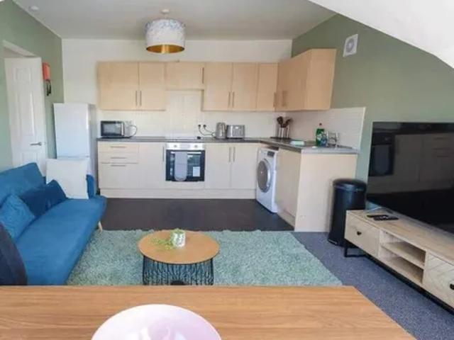 Manchester, M16 7BR, United Kingdom | 2 bed apartment for rent #165087787 | Rentberry