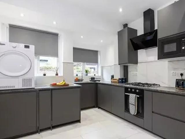 Manchester, M16 8FH, United Kingdom | 4 bed house for rent #164783951 | Rentberry