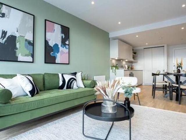 Manchester New Square, Whitworth Street, 2 Bedroom Apartment