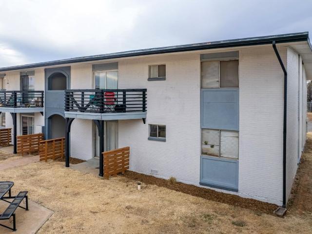 Manchester on May 1 Bedroom Apartment for Rent at 5660 N May Ave, Oklahoma City, OK 73112