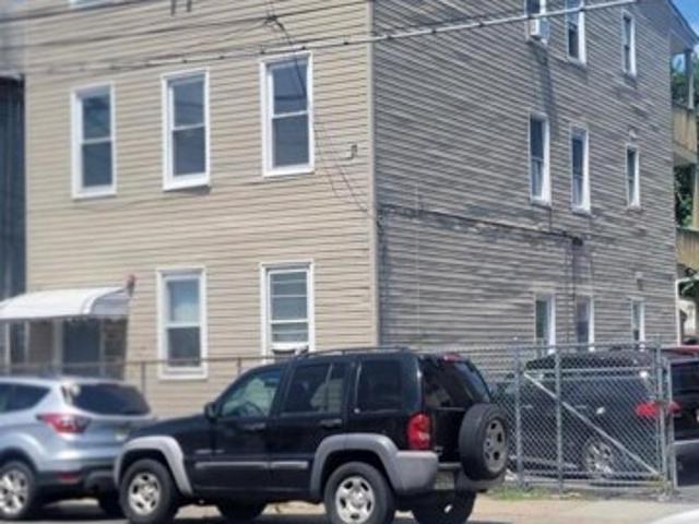 Manchester Ave, Paterson, Home For Sale