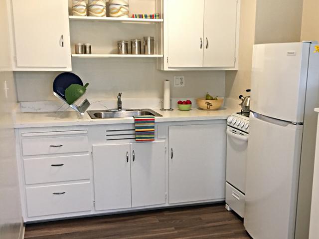 Manchester Apartments 2 Bedroom Apartment for Rent at 6515 Telegraph Avenue #13, Oakland, CA 94609 Fairview Park
