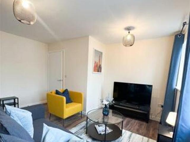 Manchester Court, Garvary Road, 2 Bedroom Apartment