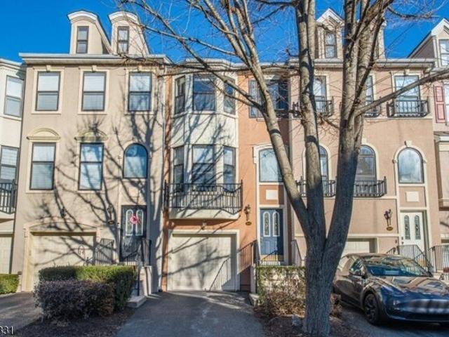 Manchester Dr, Nutley, Condo For Sale