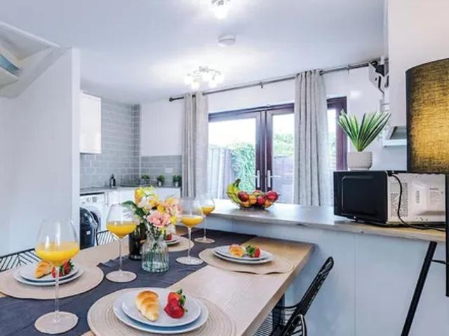 Manchester, England, United Kingdom | 2 bed house for rent #164780582 | Rentberry