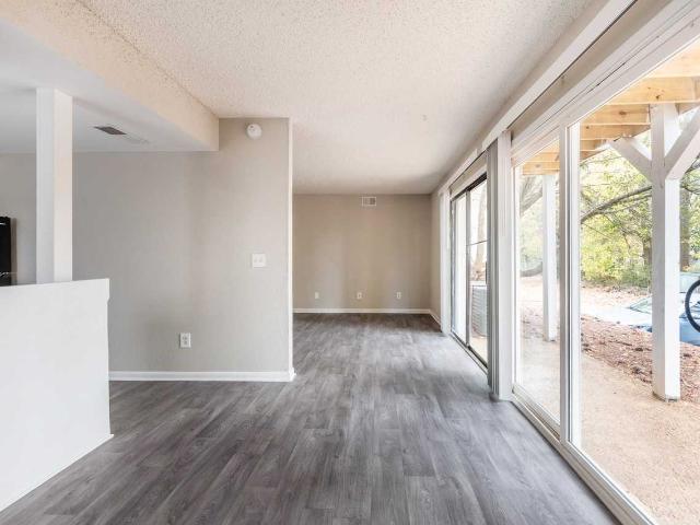 Manchester Ridge | Modern Living in the Heart of College Park 2 Bedroom Apartment for Rent at 3100 Godby Rd, College Park, GA 30349