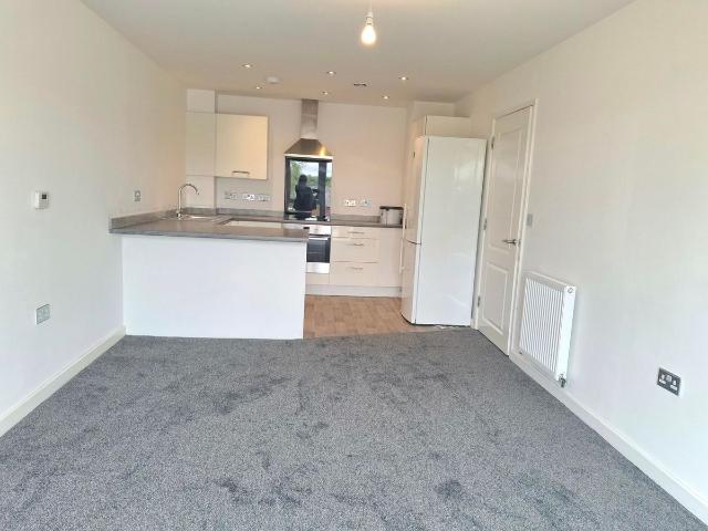 Manchester Road, Altrincham WA14, 1 bed flat to rent, £1,090 pcm | PrimeLocation