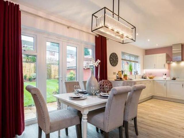 Manchester Road, Deepcar, 4 Bedroom Detached
