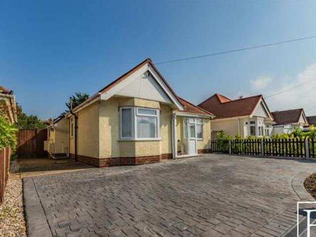 Manchester Road, Holland on sea, 2 Bedroom Detached