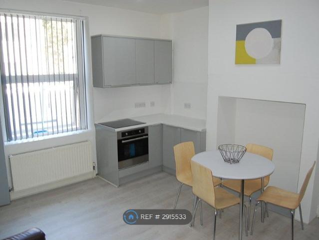 Manchester Road, Huddersfield HD1, 4 bed terraced house to rent, £900 pcm | PrimeLocation