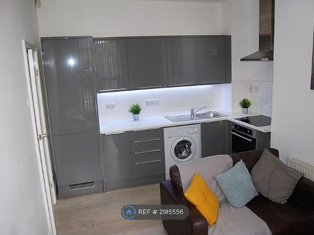Manchester Road, Huddersfield HD1, 4 bed terraced house to rent, £900 pcm | PrimeLocation