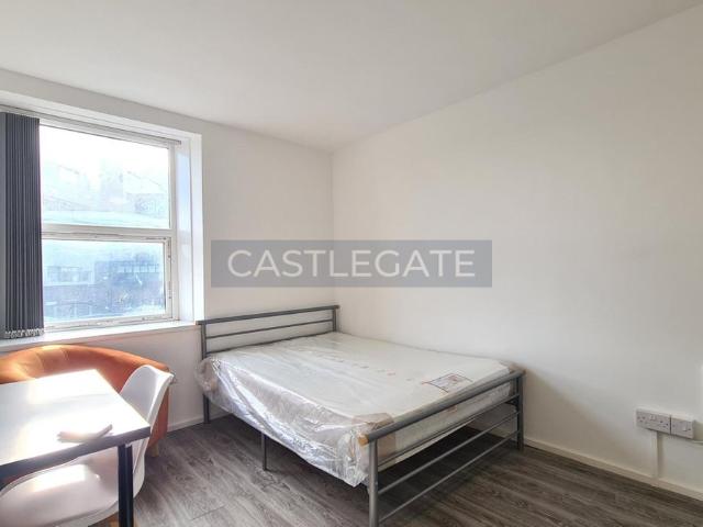 Manchester Road, Huddersfield, West Yorkshire HD1, Studio to rent, £500 pcm | PrimeLocation