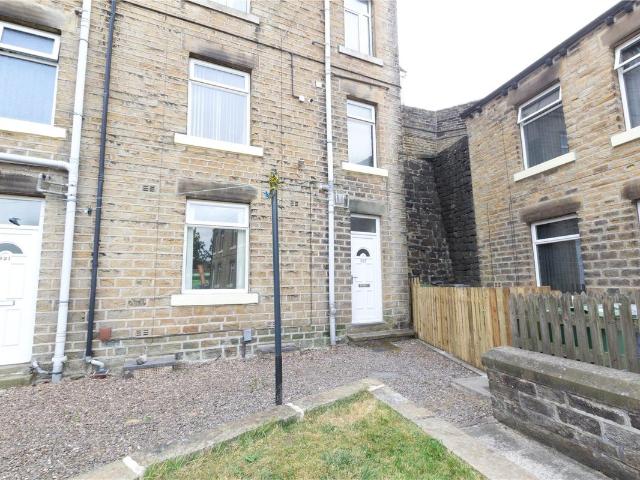 Manchester Road, Huddersfield, West Yorkshire HD4, 1 bed terraced house to rent, £525 pcm | PrimeLocation