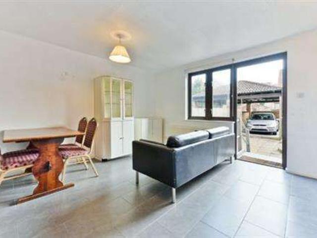 Manchester Road Room B
