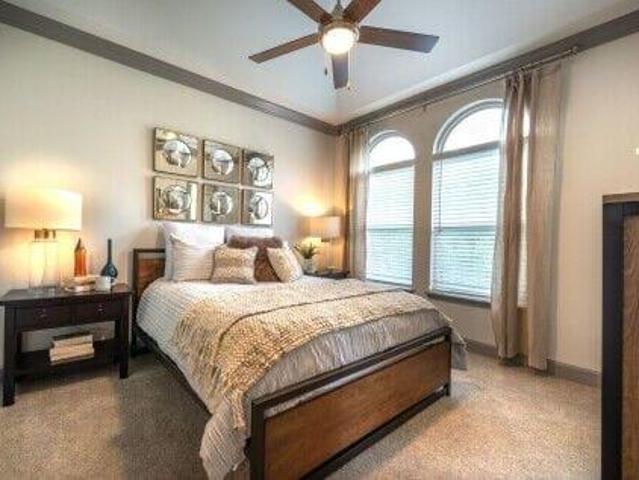 Manchester State Thomas UAT 3 Bedroom Apartment for Rent at 3010 State St, Dallas, TX 75204 Uptown