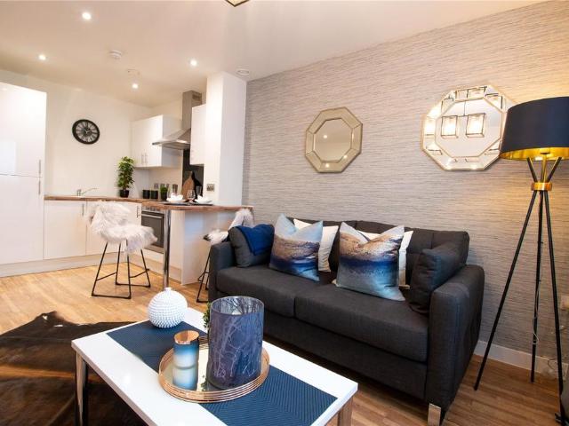 Manchester Waters, 1 Pomona Strand. 1 bed flat to rent £1,000 pcm £231 pw