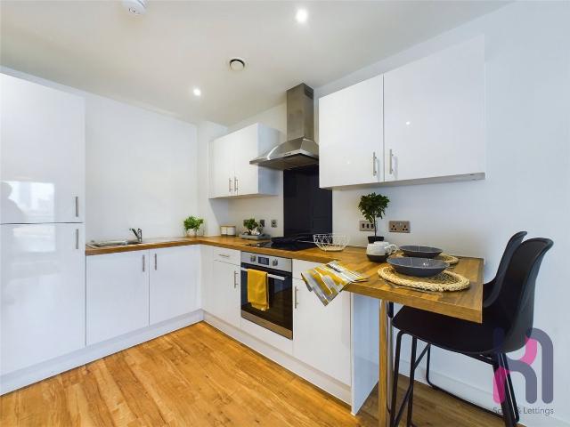 Manchester Waters, 1 Pomona Strand, Old Trafford, Manchester M16, 1 bed flat to rent, £1,050 pcm | PrimeLocation