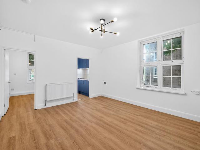 Manciple Street London SE1 2 bed flat to rent £2,500 pcm £577 pw