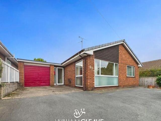 Mancot, Leaches Lane, Deeside, 2 Bedroom Bungalow