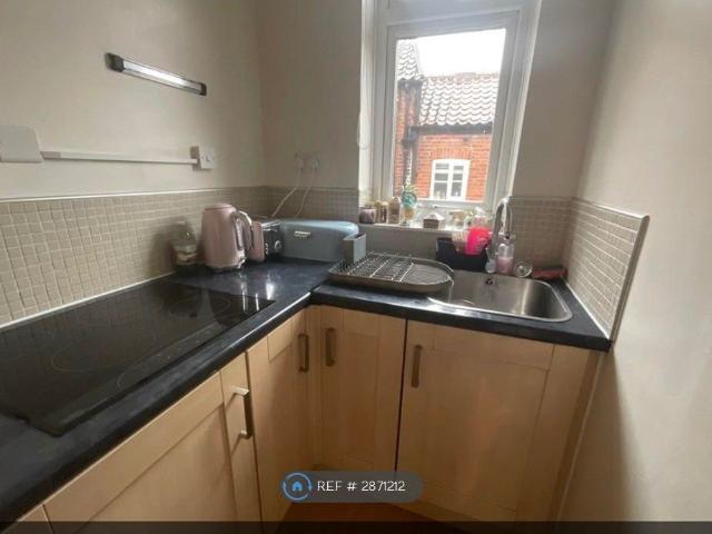 Mandells Court, Norwich NR3, Studio to rent, £699 pcm | PrimeLocation