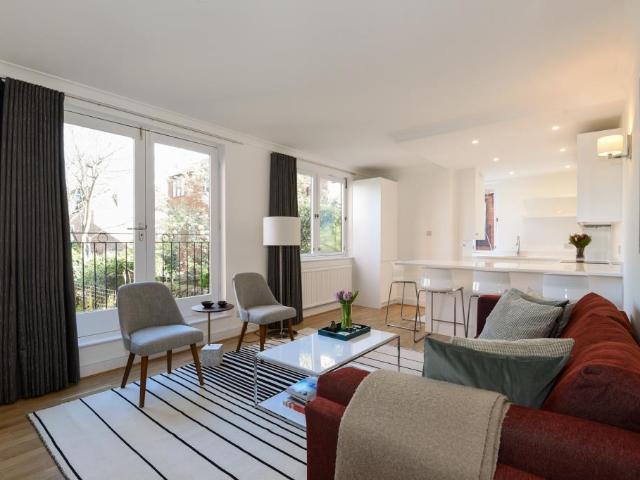 Manderley, Oakwood Court, W14 1 bed apartment to rent £2,885 pcm £666 pw