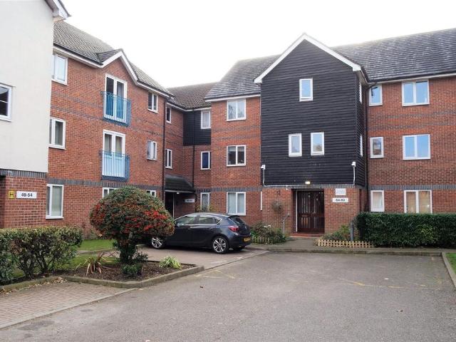 Mandeville Court, Chingford E4, 2 bed flat to rent, £1,600 pcm | PrimeLocation