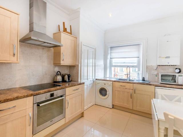 Mandeville Place, Marylebone, London W1U, 1 bed flat to rent, £3,359 pcm | PrimeLocation