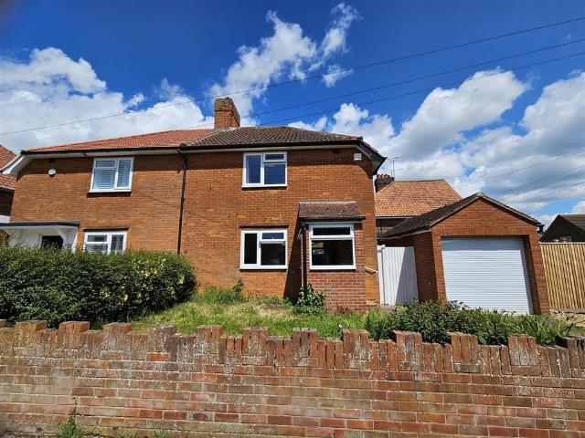 Mandeville Road, Canterbury 4 bed semi detached house to rent £1,900 pcm £438 pw