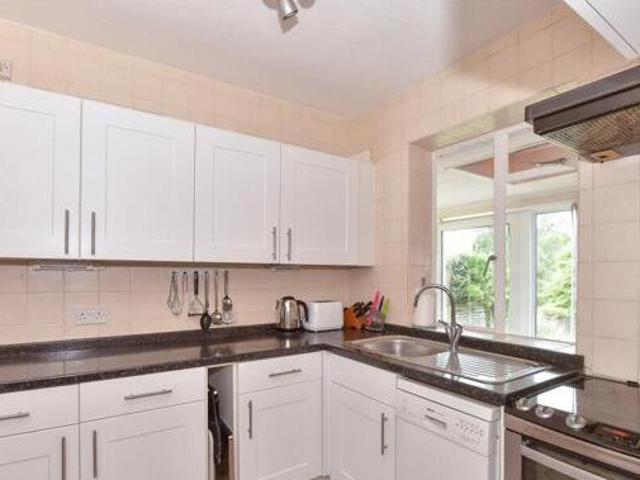 Mandeville Road, Canterbury, 3 Bedroom Semi detached