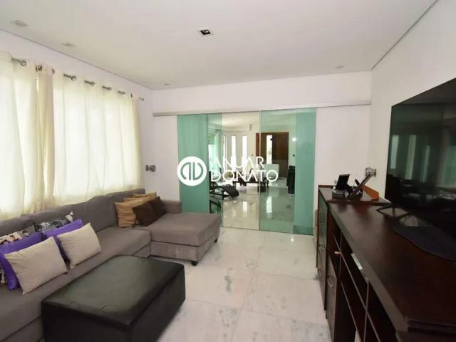 Mangabeiras Casa Residencial 4 quartos à venda na Anuar Donato