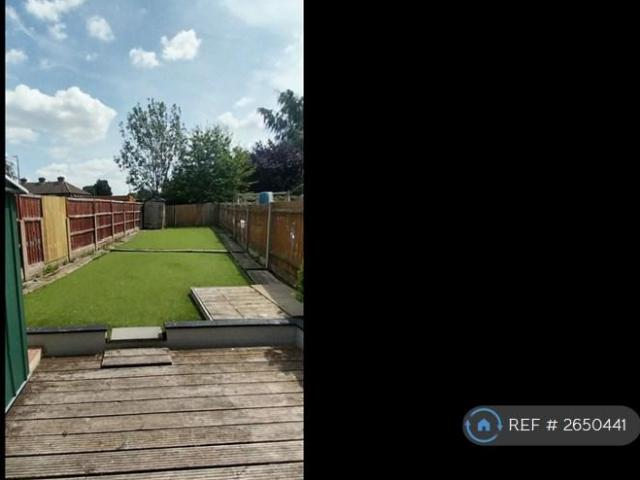 Mangravet Avenue, Maidstone, ME15 3 bed terraced house to rent £1,425 pcm £329 pw