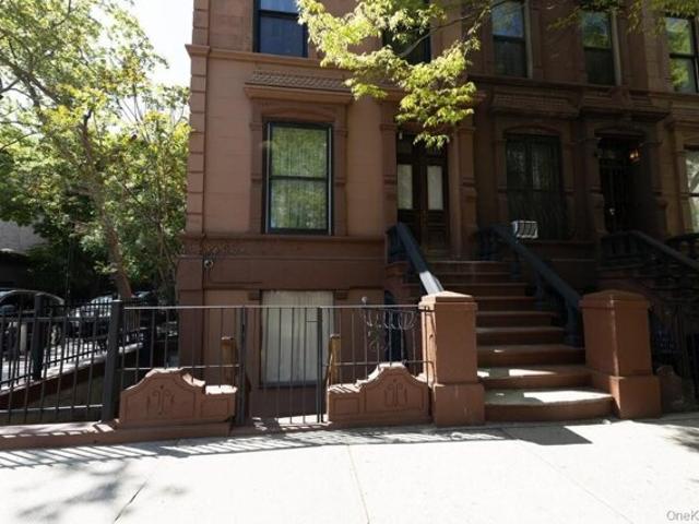 Manhattan Ave, New York, Home For Sale
