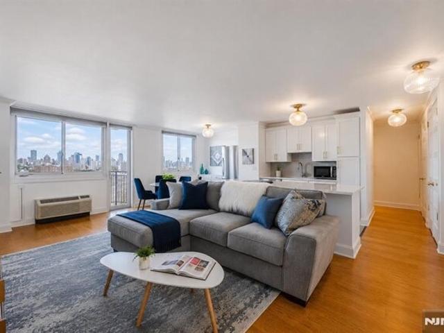 Manhattan Ave Apt,jersey City, Property For Sale