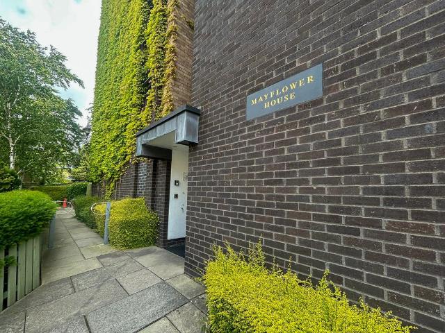 Manhattan Drive, Cambridge CB4 Studio to rent £1,000 pcm £231 pw
