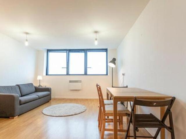 Mann Island, Liverpool, 2 Bedroom Apartment