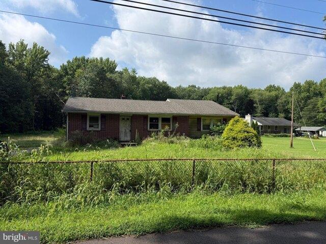 Mann Yorketown Rd, Woodstown, Home For Sale
