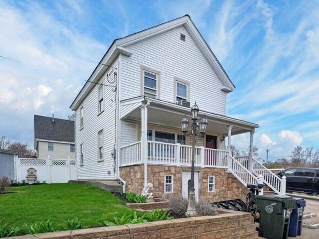 Manning St, Marlborough, Home For Sale