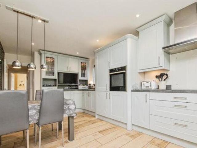Manningtree Road, Stutton, 4 Bedroom Detached