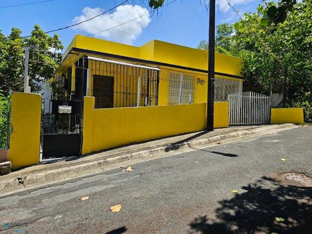 Manolo Flores Bda Obrera Unit,fajardo, Home For Sale
