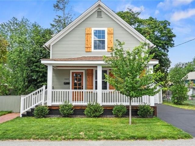 Manolla Ave, Warwick, Home For Sale