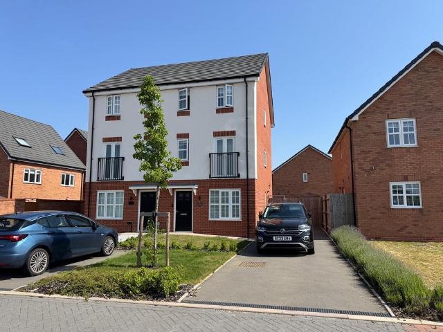 Manor Way, Birmingham B24 4 bed flat to rent £1,595 pcm £368 pw