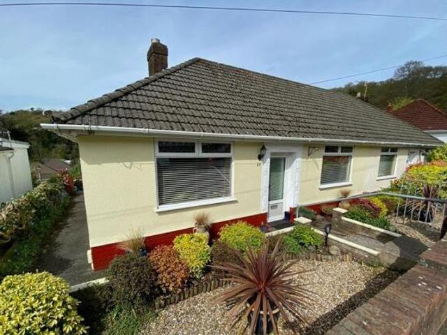 Manor Way, Neath, 3 Bedroom Semi detached