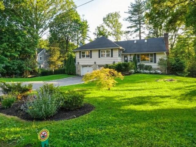 Manor Ave, White Plains, Home For Sale