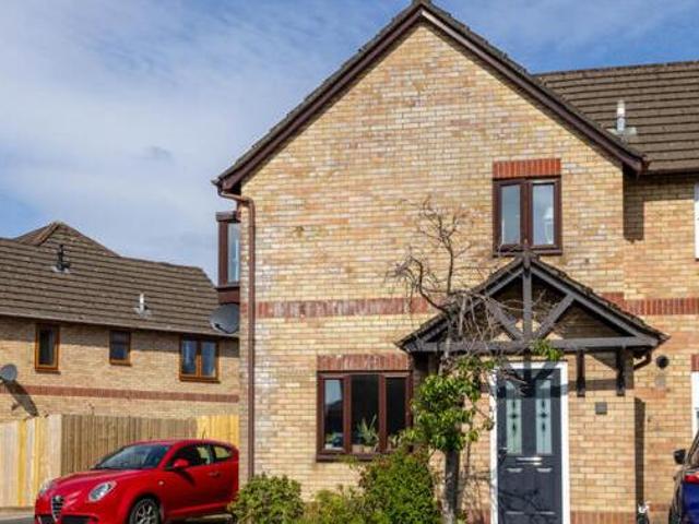 Manor Chase, Beddau, 3 Bedroom Semi detached