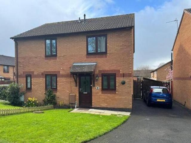 Manor Court, Armitage, 2 Bedroom Semi detached