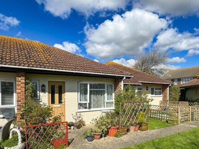 Manor Court, Elmer, 2 Bedroom Bungalow